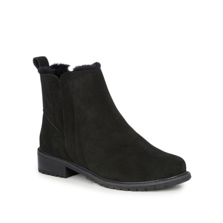 EMU Australia Waterproof Sheepskin Boots | Stay Warm & Dry - White ...